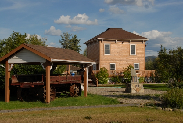 Binet House Interpretive Centre - Indigenous Yukon